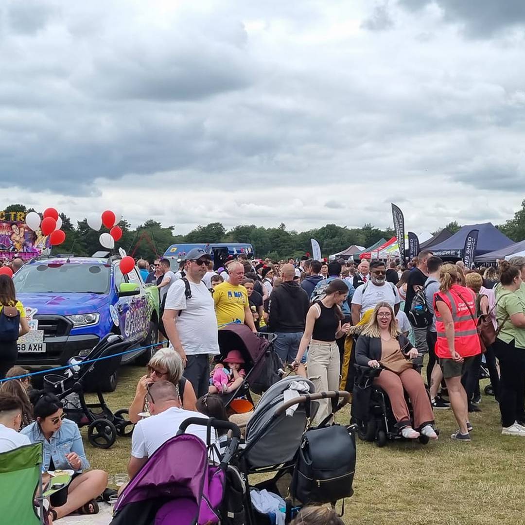 Fleet and District Carnival Archives • Round & About Magazine